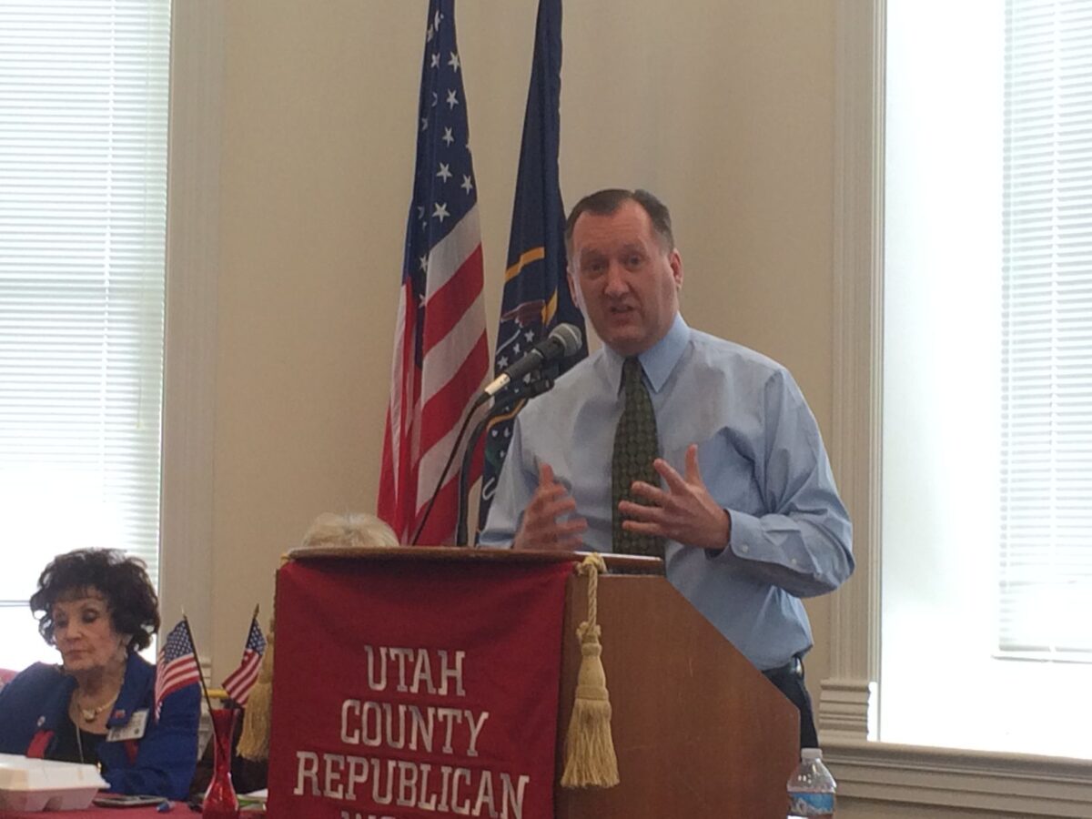 State auditor talks transparency with Utah County Republican Women ...